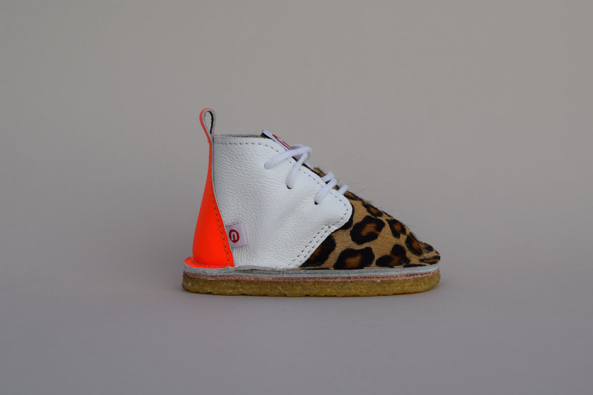 Nimble Baby Seta | Tri Leopard – GREEN HEARTS PINK